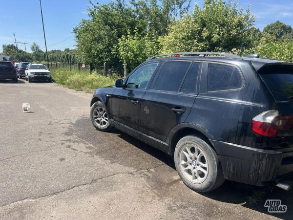 Melns BMW X3 2004 Šauļi, ar dzinēja tilpumu 2.00 L un nobraukumu 500 tūkst. km par 1149 €, foto 3 vietnē AUTOMOTO.COM.LV