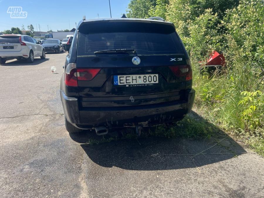 Black BMW X3 2004 in Siauliai, with an engine capacity of 2.00 L and mileage of 500 thousand km for 1149 €, photo 5 on AUTOMOTO.COM.LV
