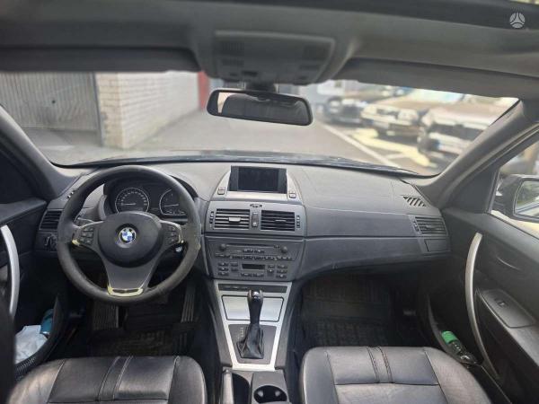 Melns BMW X3 2004 Viļņa, ar dzinēja tilpumu 2.99 L un nobraukumu 388 tūkst. km par 1750 €, foto 5 vietnē AUTOMOTO.COM.LV
