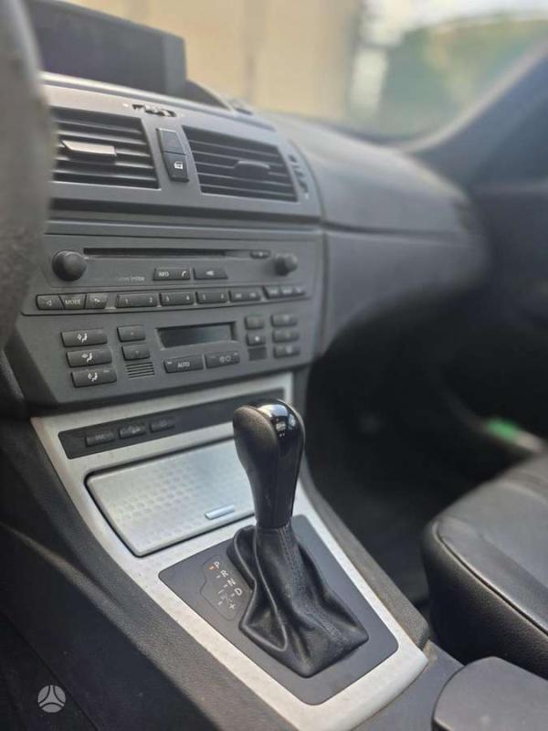 Melns BMW X3 2004 Viļņa, ar dzinēja tilpumu 2.99 L un nobraukumu 388 tūkst. km par 1750 €, foto 7 vietnē AUTOMOTO.COM.LV