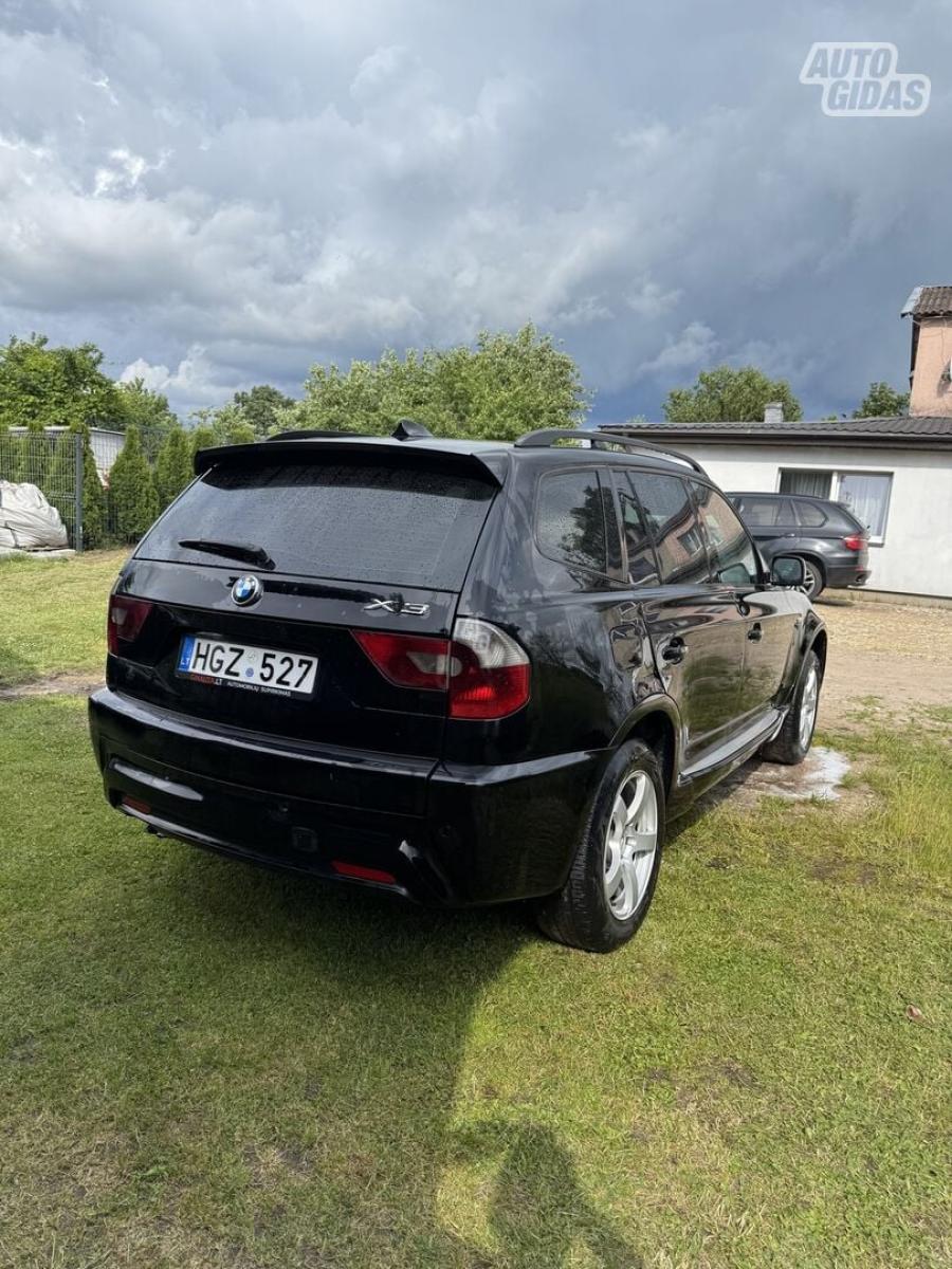 Melns BMW X3 2004 Viļņa, ar dzinēja tilpumu 3.00 L un nobraukumu 354 tūkst. km par 3500 €, foto 4 vietnē AUTOMOTO.COM.LV