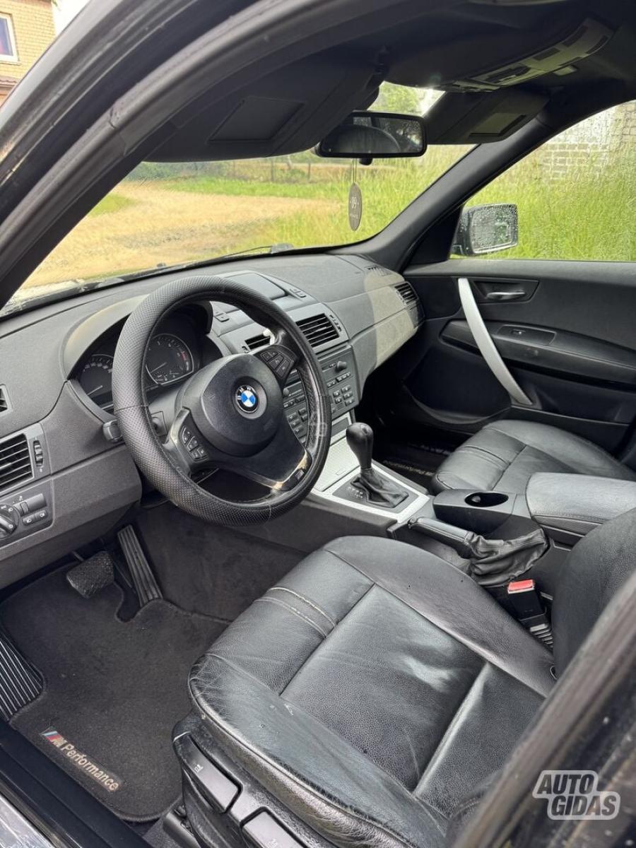 Melns BMW X3 2004 Viļņa, ar dzinēja tilpumu 3.00 L un nobraukumu 354 tūkst. km par 3500 €, foto 11 vietnē AUTOMOTO.COM.LV
