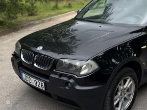 Black BMW X3 2004 in Vilnius, with an engine capacity of 2.99 L and mileage of 246 thousand km for 3650 €, photo 7 on AUTOMOTO.COM.LV