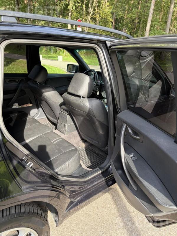 Melns BMW X3 2004 Rīga, ar dzinēja tilpumu 3.00 L un nobraukumu 382 tūkst. km par 5000 €, foto 8 vietnē AUTOMOTO.COM.LV