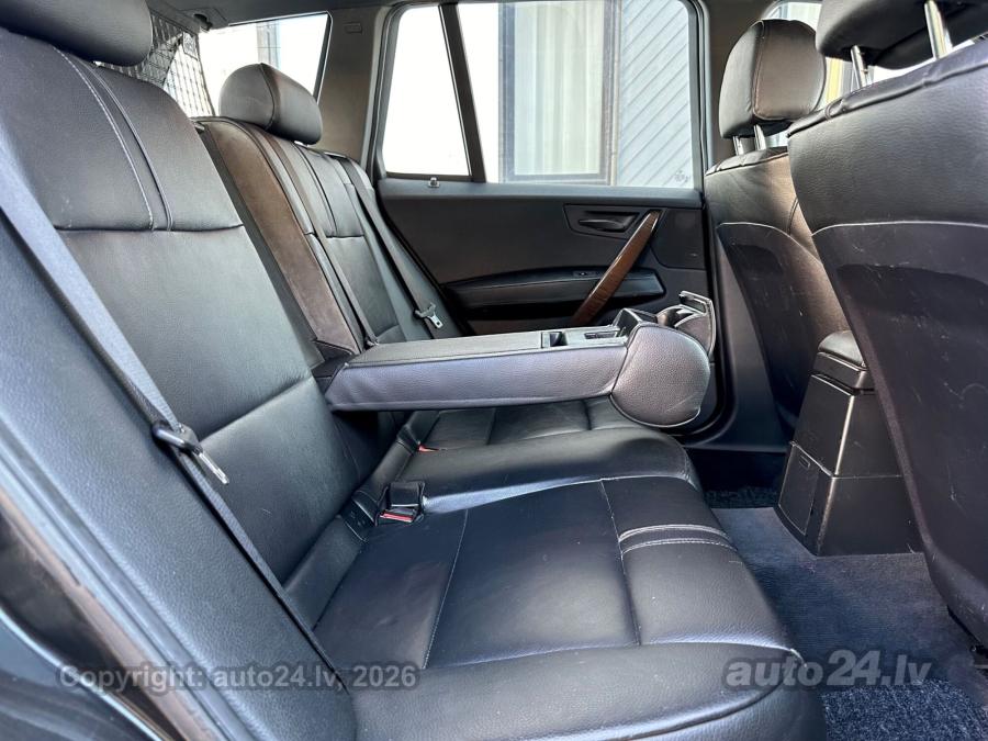 Черный БМВ Х3 2004 в Тарту, объемом двигателя 3.00 л и пробегом 360 тыс. км за 3999 €, фото 9 на AUTOMOTO.COM.LV