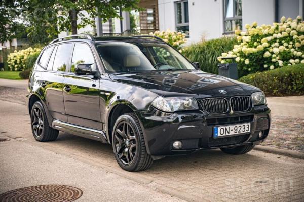 Melns BMW X3 2004 Rīga, ar dzinēja tilpumu 2.50 L un nobraukumu 0 tūkst. km par 2990 €, foto 4 vietnē AUTOMOTO.COM.LV