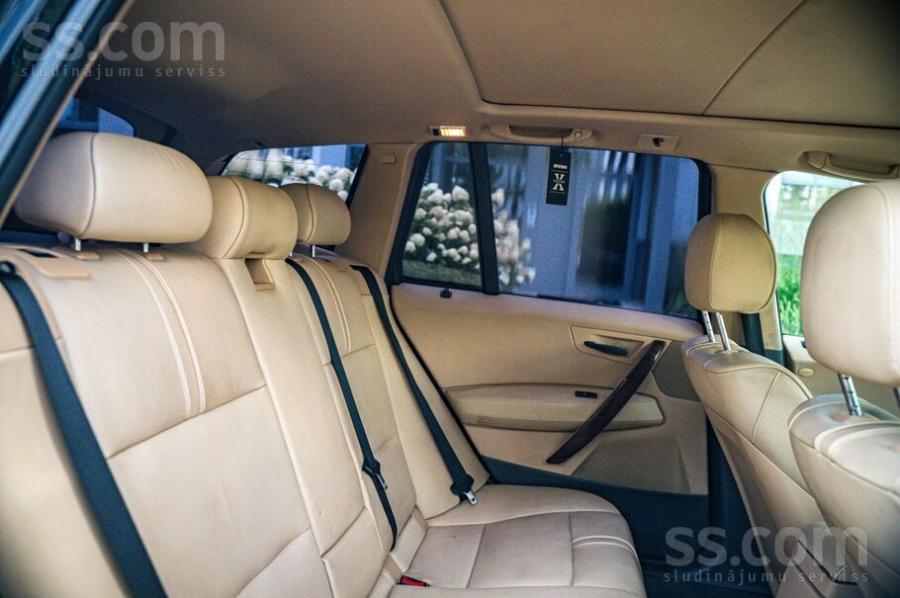 Black BMW X3 2004 in Riga, with an engine capacity of 2.50 L and mileage of 0 thousand km for 2990 €, photo 11 on AUTOMOTO.COM.LV