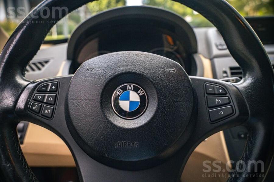Black BMW X3 2004 in Riga, with an engine capacity of 2.50 L and mileage of 0 thousand km for 2990 €, photo 23 on AUTOMOTO.COM.LV