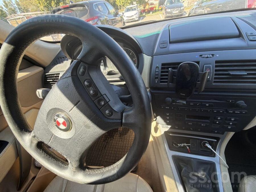 Melns BMW X3 2004 Rīga, ar dzinēja tilpumu 2.00 L un nobraukumu 310 tūkst. km par 3100 €, foto 6 vietnē AUTOMOTO.COM.LV