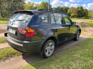 Black BMW X3 2004 in Riga, with an engine capacity of 3.00 L and mileage of 373 thousand km for 2900 €, photo 3 on AUTOMOTO.COM.LV