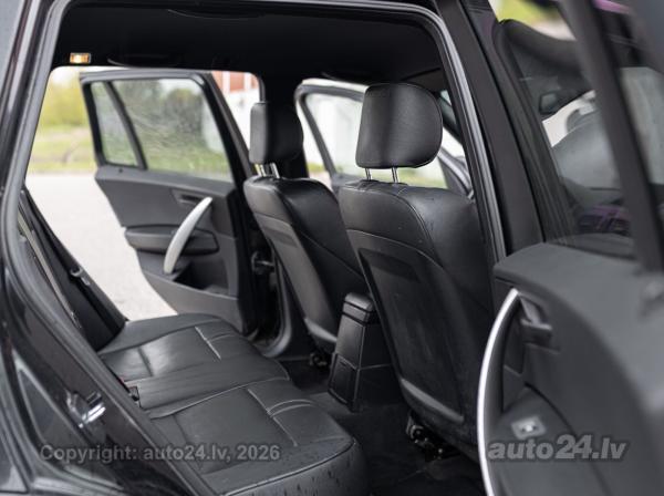 Melns BMW X3 2004 Tallina, ar dzinēja tilpumu 3.00 L un nobraukumu 389 tūkst. km par 3790 €, foto 11 vietnē AUTOMOTO.COM.LV