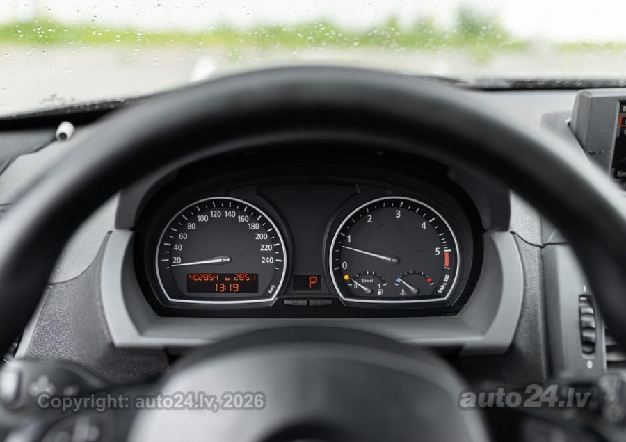 Melns BMW X3 2004 Tallina, ar dzinēja tilpumu 3.00 L un nobraukumu 389 tūkst. km par 3790 €, foto 16 vietnē AUTOMOTO.COM.LV