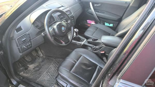 Melns BMW X3 2005 Klaipėda, ar dzinēja tilpumu 2.00 L un nobraukumu 344 tūkst. km par 2330 €, foto 9 vietnē AUTOMOTO.COM.LV