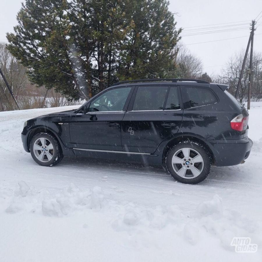 Black BMW X3 2005 in Vilnius, with an engine capacity of 3.00 L and mileage of 360 thousand km for 3900 €, photo 7 on AUTOMOTO.COM.LV