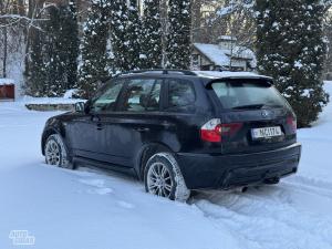 Black BMW X3 2005 in Vilnius, with an engine capacity of 2.00 L and mileage of 300 thousand km for 3400 €, photo 3 on AUTOMOTO.COM.LV