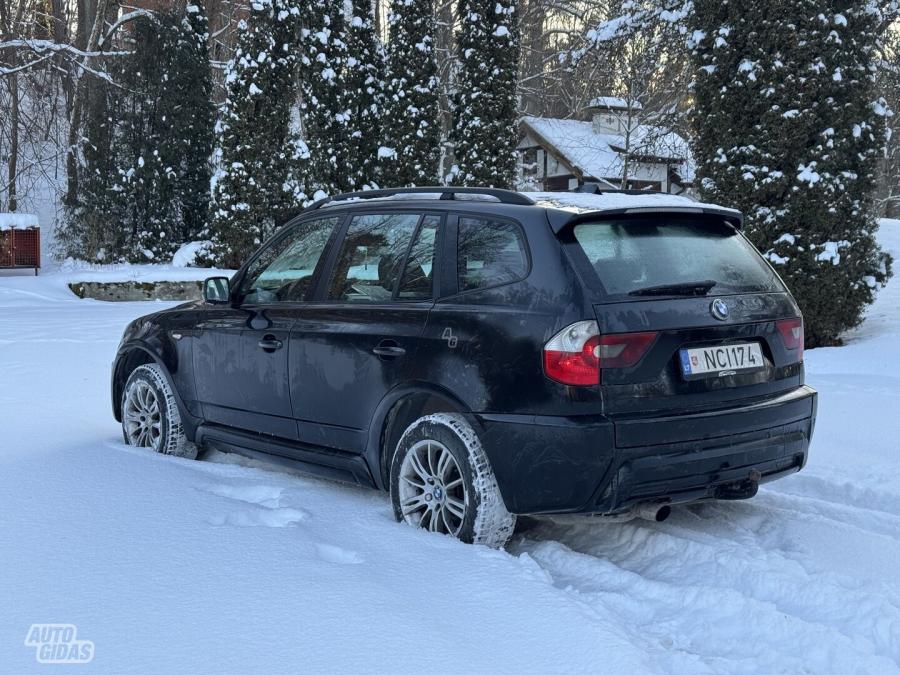 Black BMW X3 2005 in Vilnius, with an engine capacity of 2.00 L and mileage of 300 thousand km for 3400 €, photo 3 on AUTOMOTO.COM.LV