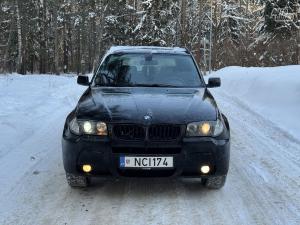 Black BMW X3 2005 in Vilnius, with an engine capacity of 2.00 L and mileage of 300 thousand km for 3400 €, photo 9 on AUTOMOTO.COM.LV