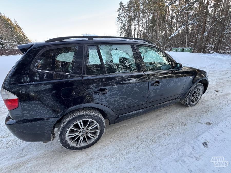 Black BMW X3 2005 in Vilnius, with an engine capacity of 2.00 L and mileage of 300 thousand km for 3400 €, photo 15 on AUTOMOTO.COM.LV