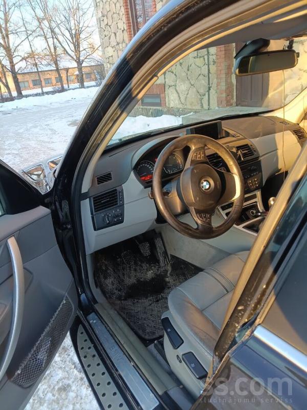 Melns BMW X3 2005 Aizkraukle, ar dzinēja tilpumu 3.00 L un nobraukumu 500 tūkst. km par 4500 €, foto 8 vietnē AUTOMOTO.COM.LV