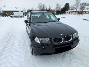 Melns BMW X3 2005 Ukmergė, ar dzinēja tilpumu 2.00 L un nobraukumu 172 tūkst. km par 3200 €, foto 4 vietnē AUTOMOTO.COM.LV