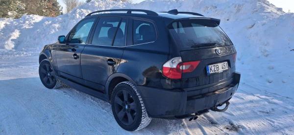 Melns BMW X3 2005 Pasvalys, ar dzinēja tilpumu 2.99 L un nobraukumu 345 tūkst. km par 3250 €, foto 4 vietnē AUTOMOTO.COM.LV