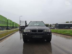 Melns BMW X3 2005 Viļņa, ar dzinēja tilpumu 2.50 L un nobraukumu 314 tūkst. km par 1500 €, foto 3 vietnē AUTOMOTO.COM.LV