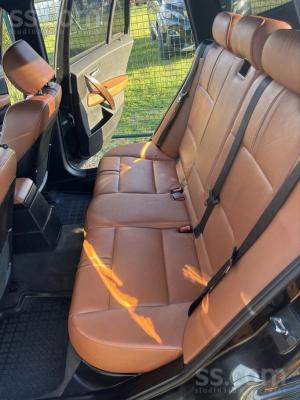 Black BMW X3 2005 in Liepaja, with an engine capacity of 3.00 L and mileage of 323 thousand km for 5000 €, photo 16 on AUTOMOTO.COM.LV