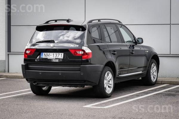 Black BMW X3 2005 in Riga, with an engine capacity of 2.00 L and mileage of 239 thousand km for 4500 €, photo 4 on AUTOMOTO.COM.LV