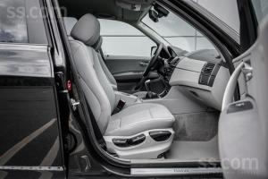 Black BMW X3 2005 in Riga, with an engine capacity of 2.00 L and mileage of 239 thousand km for 4500 €, photo 11 on AUTOMOTO.COM.LV