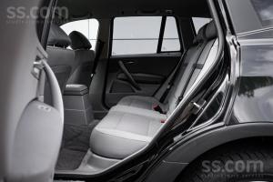 Black BMW X3 2005 in Riga, with an engine capacity of 2.00 L and mileage of 239 thousand km for 4500 €, photo 12 on AUTOMOTO.COM.LV