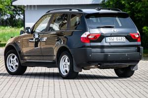 Black BMW X3 2005 in Tukums, with an engine capacity of 2.00 L and mileage of 409 thousand km for 3590 €, photo 4 on AUTOMOTO.COM.LV