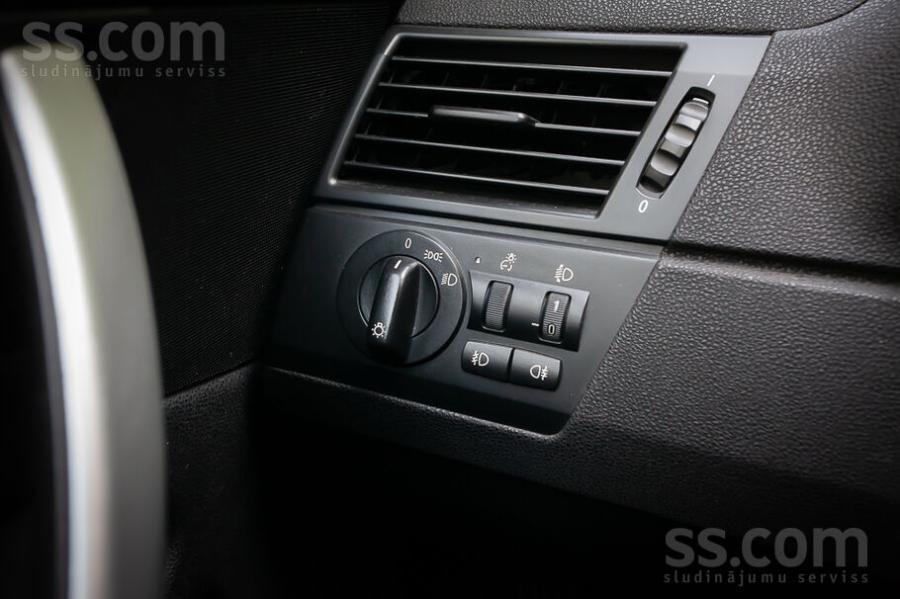 Black BMW X3 2005 in Tukums, with an engine capacity of 2.00 L and mileage of 409 thousand km for 3590 €, photo 18 on AUTOMOTO.COM.LV
