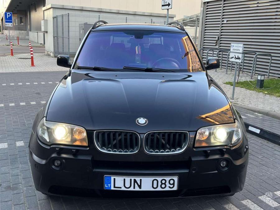 Melns BMW X3 2005 Viļņa, ar dzinēja tilpumu 2.00 L un nobraukumu 350 tūkst. km par 2950 €, foto 9 vietnē AUTOMOTO.COM.LV