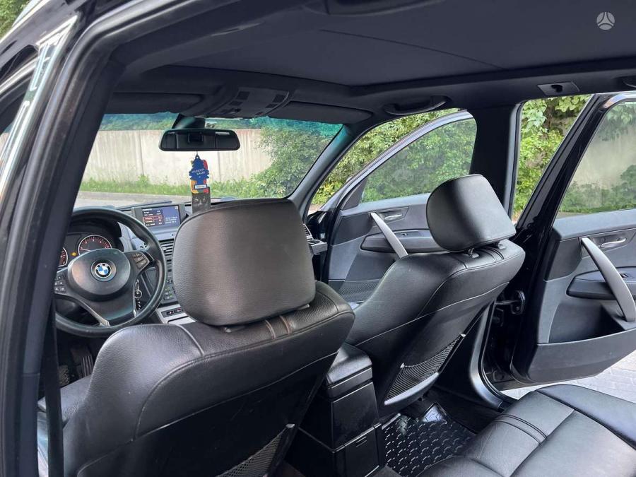Melns BMW X3 2005 Viļņa, ar dzinēja tilpumu 2.00 L un nobraukumu 350 tūkst. km par 2950 €, foto 32 vietnē AUTOMOTO.COM.LV