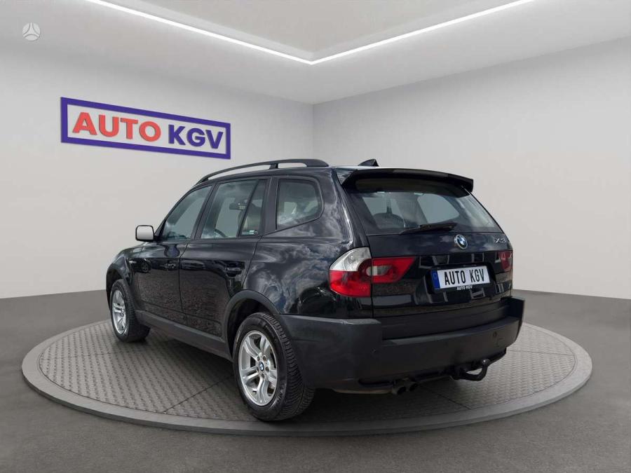 Melns BMW X3 2005 Kauņa, ar dzinēja tilpumu 3.00 L un nobraukumu 355 tūkst. km par 3999 €, foto 4 vietnē AUTOMOTO.COM.LV