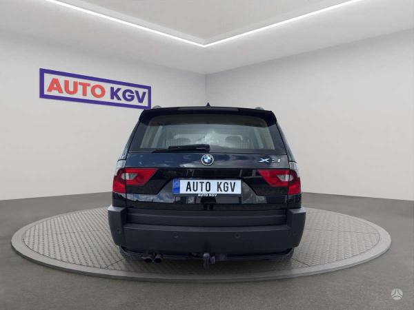 Black BMW X3 2005 in Kaunas, with an engine capacity of 3.00 L and mileage of 355 thousand km for 3999 €, photo 4 on AUTOMOTO.COM.LV