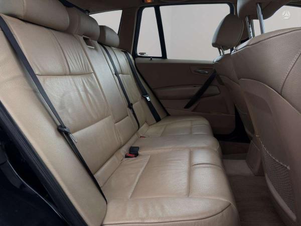Black BMW X3 2005 in Kaunas, with an engine capacity of 3.00 L and mileage of 355 thousand km for 3999 €, photo 9 on AUTOMOTO.COM.LV