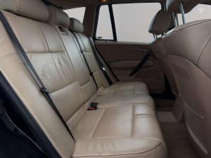 Melns BMW X3 2005 Kauņa, ar dzinēja tilpumu 3.00 L un nobraukumu 355 tūkst. km par 3999 €, foto 10 vietnē AUTOMOTO.COM.LV