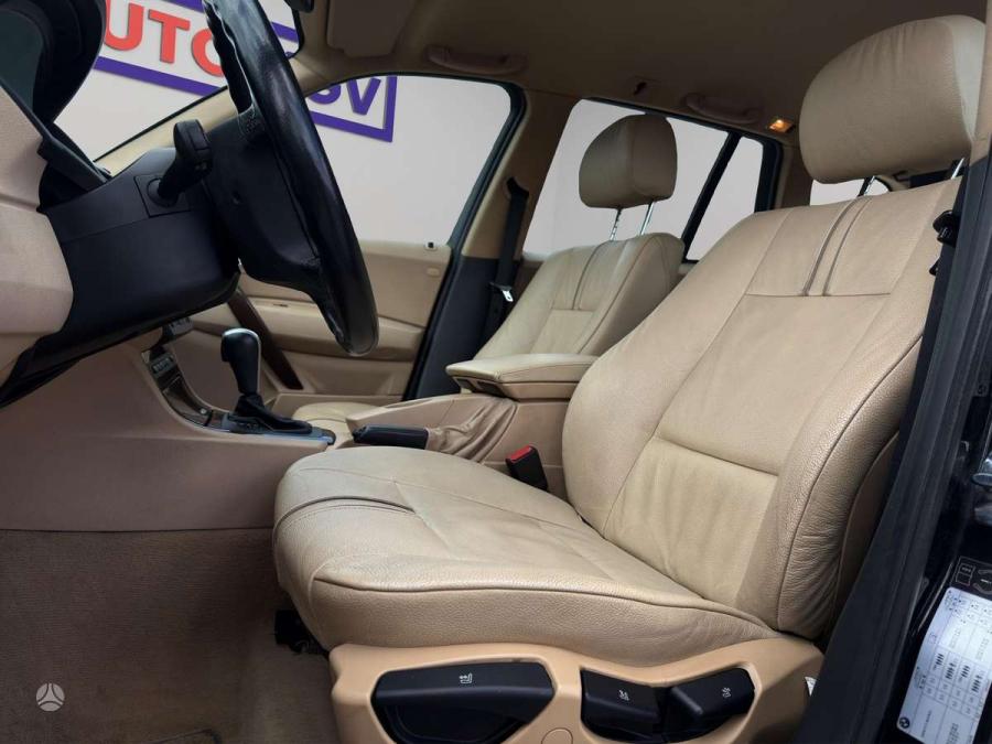 Melns BMW X3 2005 Kauņa, ar dzinēja tilpumu 3.00 L un nobraukumu 355 tūkst. km par 3999 €, foto 15 vietnē AUTOMOTO.COM.LV