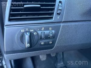Melns BMW X3 2005 Liepāja, ar dzinēja tilpumu 2.00 L un nobraukumu 298 tūkst. km par 4200 €, foto 18 vietnē AUTOMOTO.COM.LV