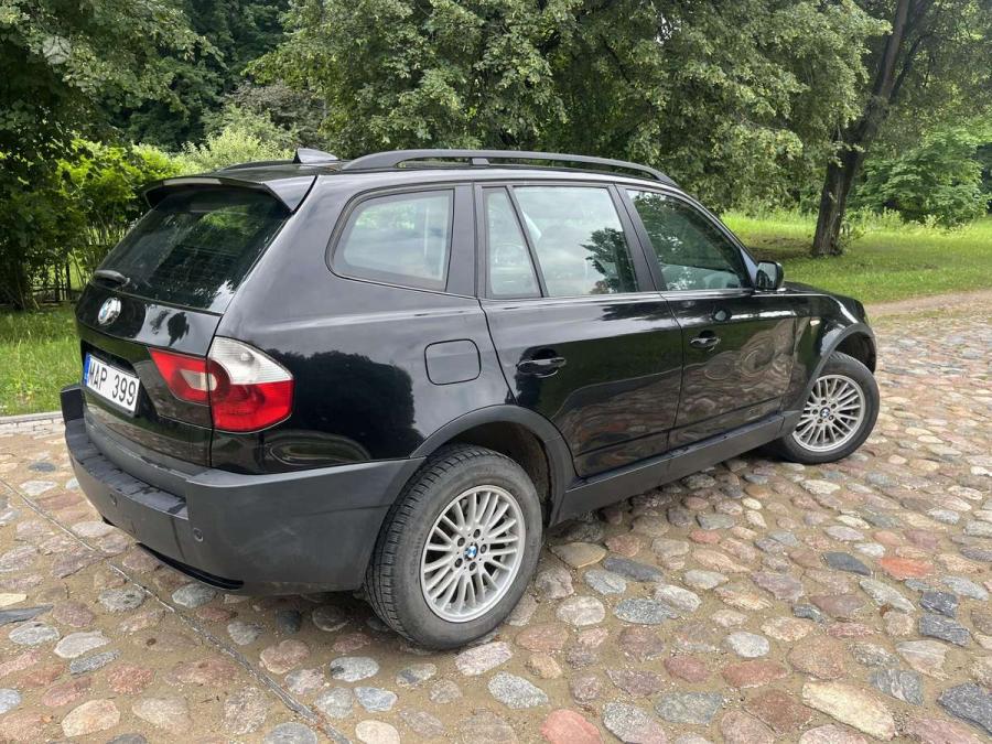 Черный БМВ Х3 2005 в Алитус, объемом двигателя 2.00 л и пробегом 290 тыс. км за 1899 €, фото 10 на AUTOMOTO.COM.LV