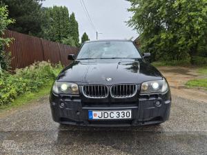 Melns BMW X3 2005 Viļņa, ar dzinēja tilpumu 3.00 L un nobraukumu 400 tūkst. km par 3500 €, foto  vietnē AUTOMOTO.COM.LV