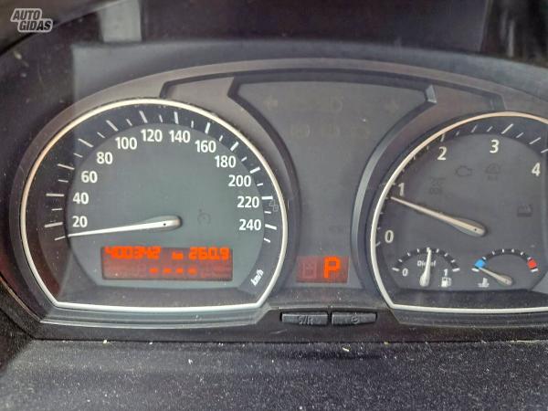 Black BMW X3 2005 in Vilnius, with an engine capacity of 3.00 L and mileage of 400 thousand km for 3500 €, photo 7 on AUTOMOTO.COM.LV