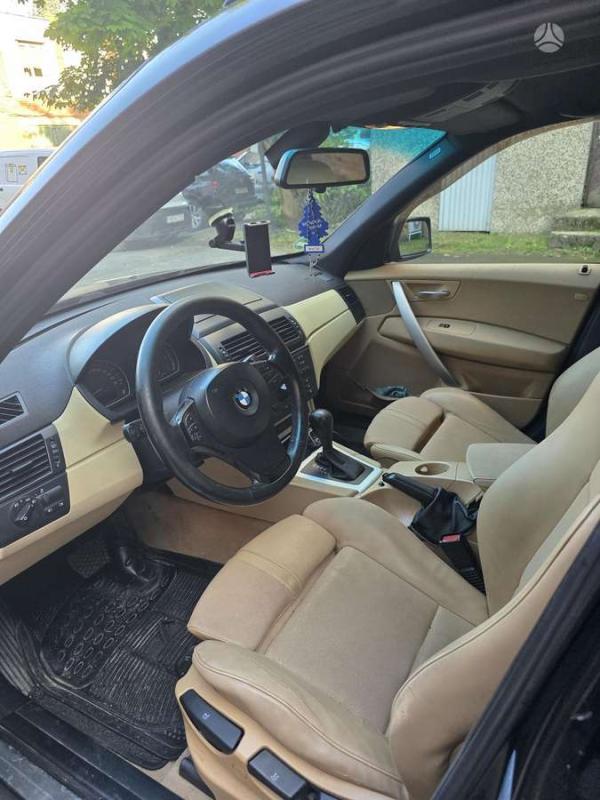 Black BMW X3 2005 in Utena, with an engine capacity of 2.99 L and mileage of 247 thousand km for 3100 €, photo 7 on AUTOMOTO.COM.LV