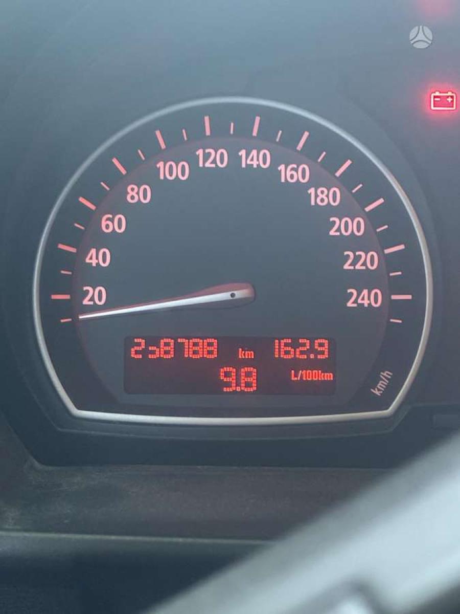 Melns BMW X3 2005 Kauņa, ar dzinēja tilpumu 2.00 L un nobraukumu 259 tūkst. km par 4400 €, foto 7 vietnē AUTOMOTO.COM.LV