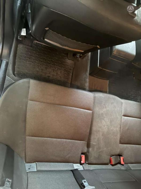 Black BMW X3 2005 in Kaunas, with an engine capacity of 2.00 L and mileage of 259 thousand km for 4400 €, photo 9 on AUTOMOTO.COM.LV