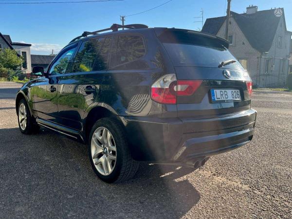 Black BMW X3 2005 in Kaunas, with an engine capacity of 2.99 L and mileage of 230 thousand km for 4200 €, photo 7 on AUTOMOTO.COM.LV