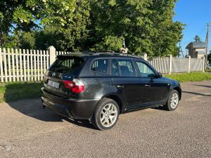 Black BMW X3 2005 in Kaunas, with an engine capacity of 2.99 L and mileage of 230 thousand km for 4200 €, photo 9 on AUTOMOTO.COM.LV