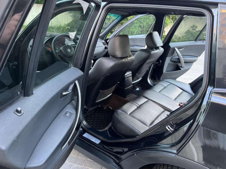 Melns BMW X3 2005 Viļņa, ar dzinēja tilpumu 2.00 L un nobraukumu 400 tūkst. km par 2850 €, foto 33 vietnē AUTOMOTO.COM.LV