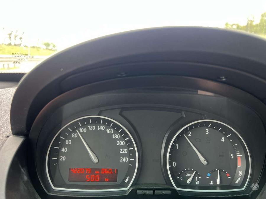 Melns BMW X3 2005 Viļņa, ar dzinēja tilpumu 2.00 L un nobraukumu 400 tūkst. km par 2850 €, foto 49 vietnē AUTOMOTO.COM.LV
